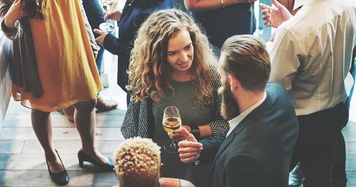 Networking: Mehr als kalte Brötchen und warmer Riesling | MARIE - marie ...